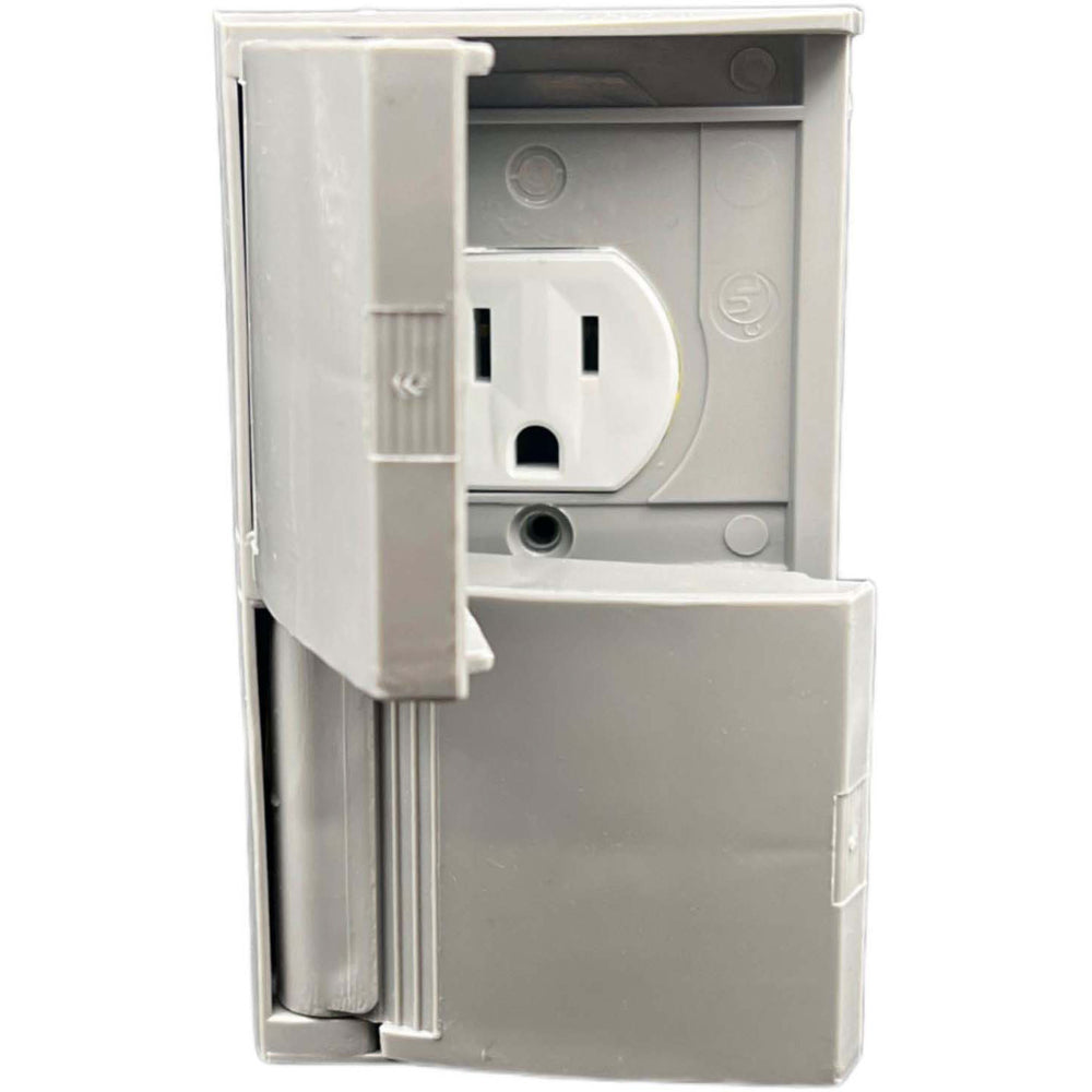 Marine Outlets & Plugs: 12V, USB & AC Receptacles